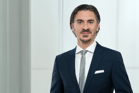ZENK Rechtsanwälte | Köpfe | Strategen. Diplomaten. Kämpfer.