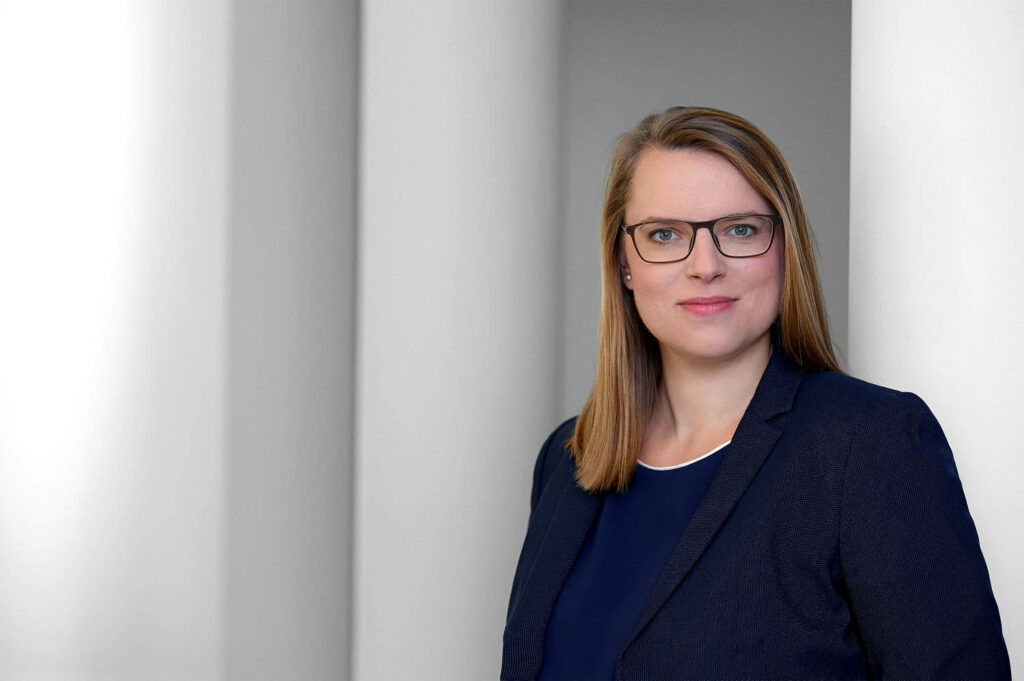 Anne Vogel, LL.M., Notarin - Bau- und Architektenrecht
